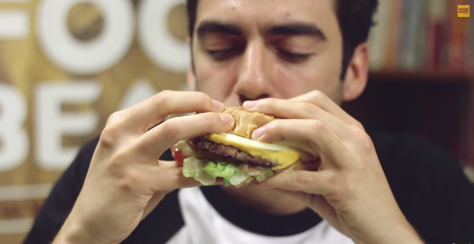 Messy burger-eaters, listen up! - R.AGE | R.AGE